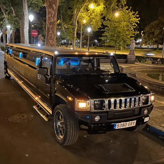 Paseo de una hora en Limusina Hummer H3 Negra con dos Botellas en ...